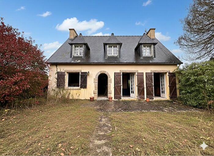 Maison à vendre - Trégourez - 5 pièces - 4 chambres