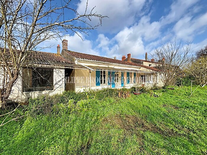 Maison à vendre - Moutiers-sur-le-Lay - 5 pièces - 1 chambre