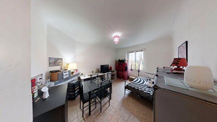Beaucaire, Nîmes - Appartement 2 pièces à louer