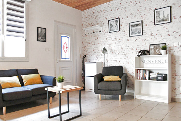 Appartement à vendre - Lagnieu - 3 pièces - 2 chambres