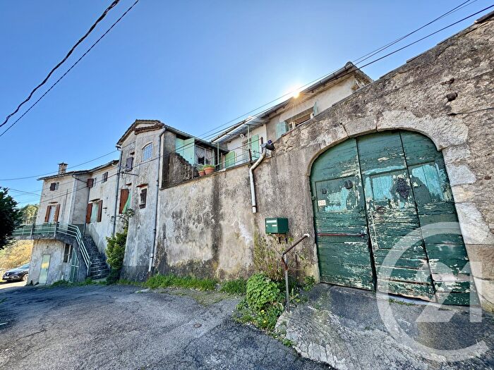 Maison à vendre - Les Salles-du-Gardon - 8 pièces - 4 chambres