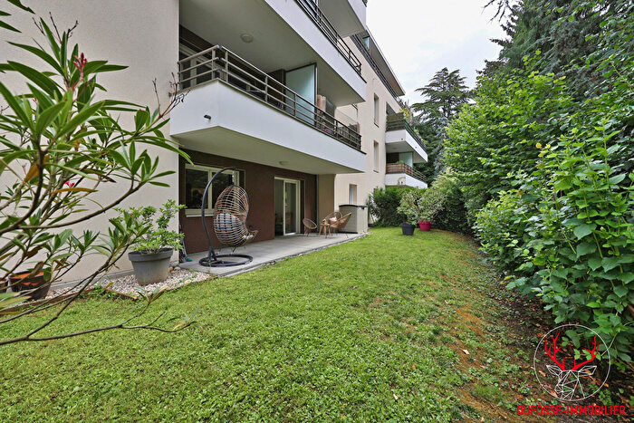 Champagne-au-Mont-d'Or : Appartement 3 pièces à vendre