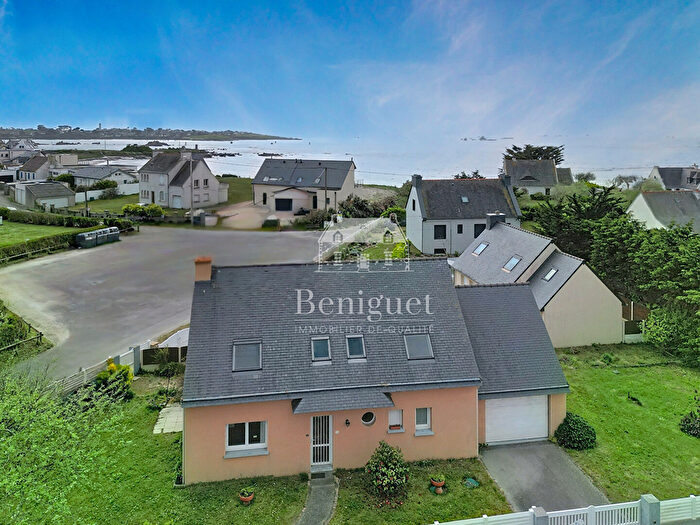 Maison à vendre - Ploudalmézeau - 5 pièces - 4 chambres