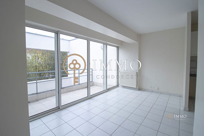 Appartement 2 pièces à louer à Bourg-la-Reine, Tromière, Nord Est