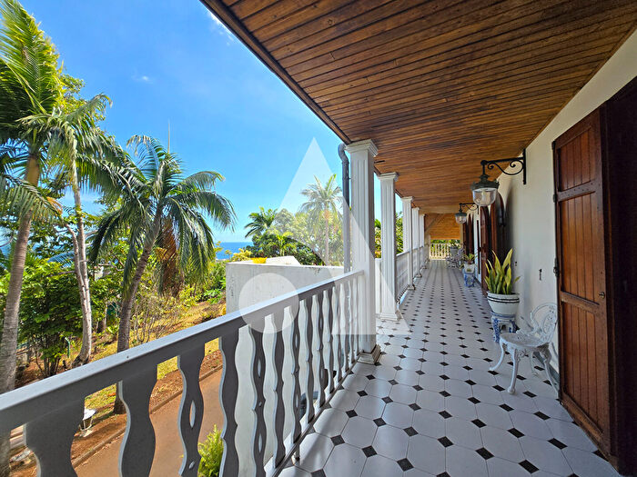 Maison à vendre - Saint-Denis, Montgaillard - 10 pièces - 6 chambres