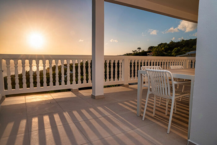 Appartement à louer - Case-Pilote - 3 pièces - 2 chambres