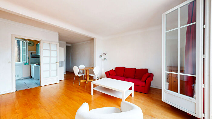 Appartement à vendre - Vanves, Centre Saint-Rémy - 2 pièces - 1 chambre