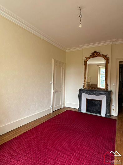 Nancy, Ville vieille, Léopold : Appartement 4 pièces à louer