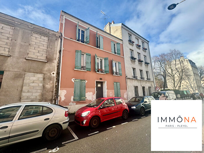 Appartement à louer - Saint-Denis, République, Gare - 4 pièces - 3 chambres