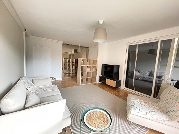 Appartement à louer - Toulouse, Reynerie - 1 pièce - 4 chambres