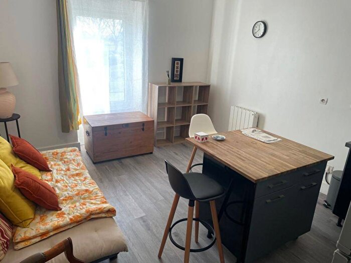 Appartement à louer - Zone Rurale Ouest et Sud, Saint-Pol-de-Léon - 2 pièces - 1 chambre