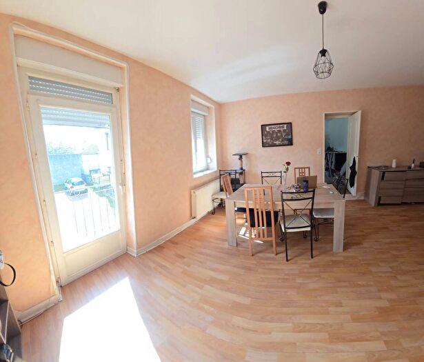 Appartement à louer - Centre Ville, Montceau-les-Mines - 4 pièces - 3 chambres