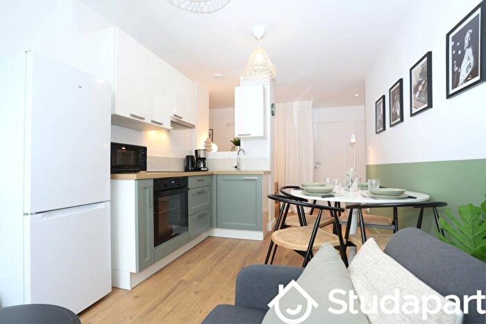 Appartement à louer - Centre, Brest - 1 pièce - 2 chambres