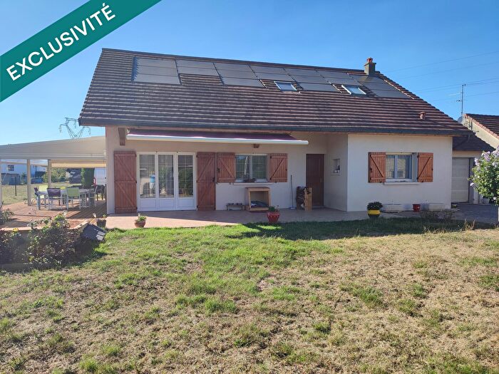 Maison 7 pièces à vendre à Abergement-la-Ronce