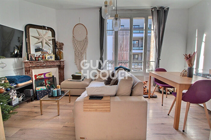 Appartement à vendre - Chaville, Rive Droite, Les Vignes - 3 pièces - 2 chambres