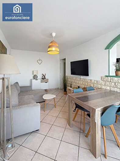 Appartement à louer - Troyes, Chartreux - 3 pièces - 2 chambres