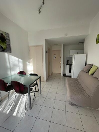 Appartement 2 pièces à Aix-les-Bains, Centre-ville, à louer