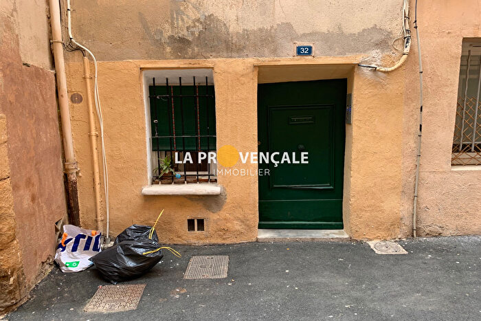 Appartement 1 pièce à Aix-en-Provence, Centre-ville, à vendre