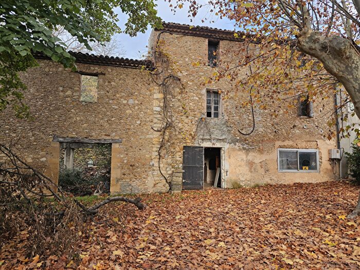 Maison à vendre - Beaumont-de-Pertuis - 6 pièces - 5 chambres