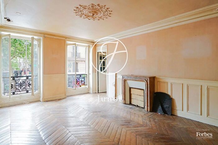 Appartement 4 pièces à vendre à Paris 10ème, Porte Saint-Martin, Paradis