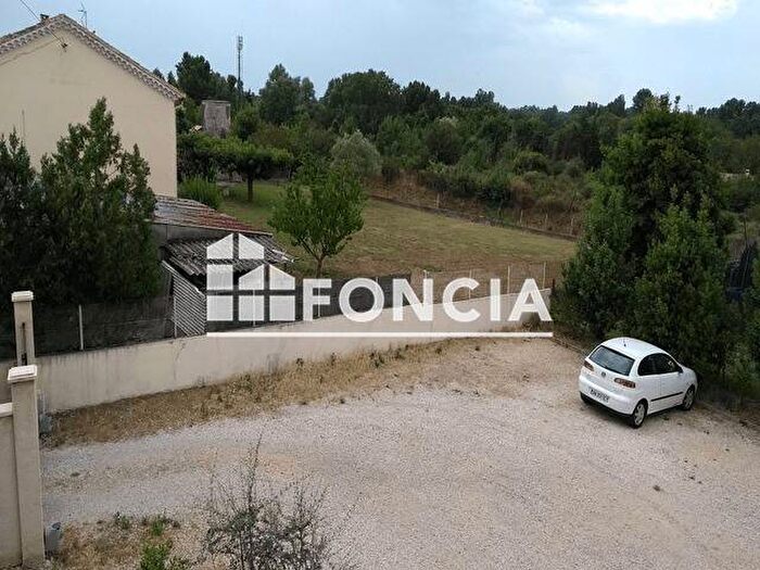 Appartement à louer - Saint-Hilaire-de-Brethmas - 2 pièces - 1 chambre