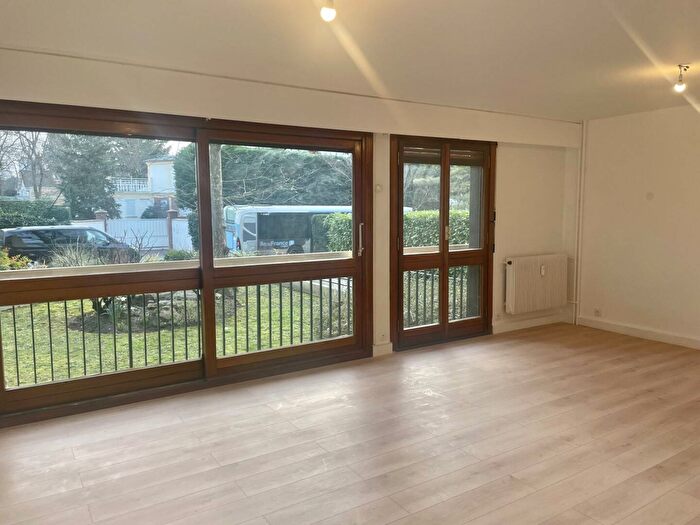 Appartement à louer - Saint-Gratien - 4 pièces - 2 chambres