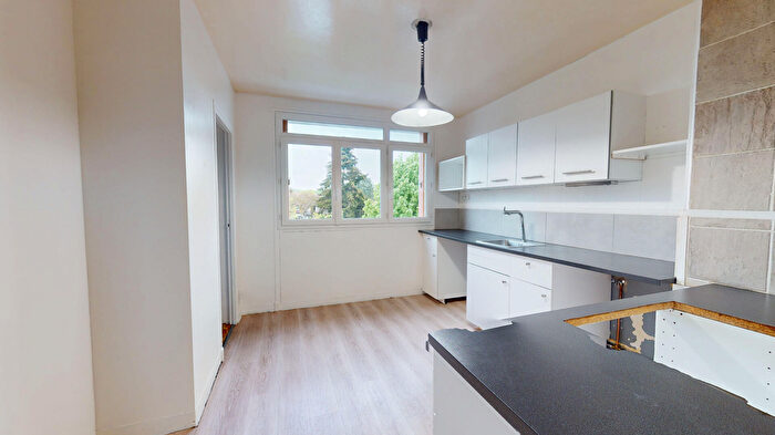 Appartement à vendre - Bois-dArcy, Les Langots, La Croix Bonnet, Forêt Domaniale - 4 pièces - 2 chambres