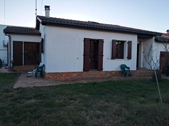 Maison à louer - Bon-Encontre - 5 pièces - 3 chambres