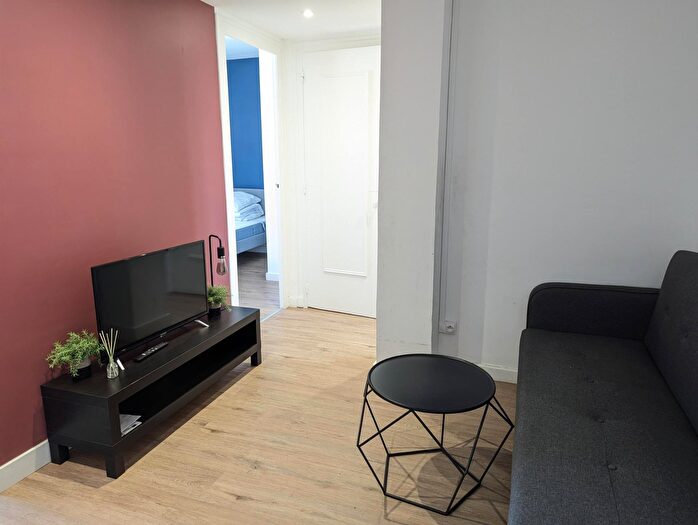 Appartement 4 pièces à louer à Grenoble, Eaux-Claires, Mistral