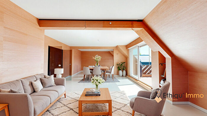 Appartement à vendre - Strasbourg, Robertsau - 4 pièces - 3 chambres