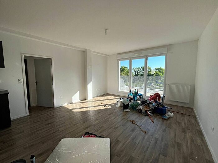 Appartement à louer - Coteaux de la Mayenne, Avrillé - 3 pièces - 2 chambres