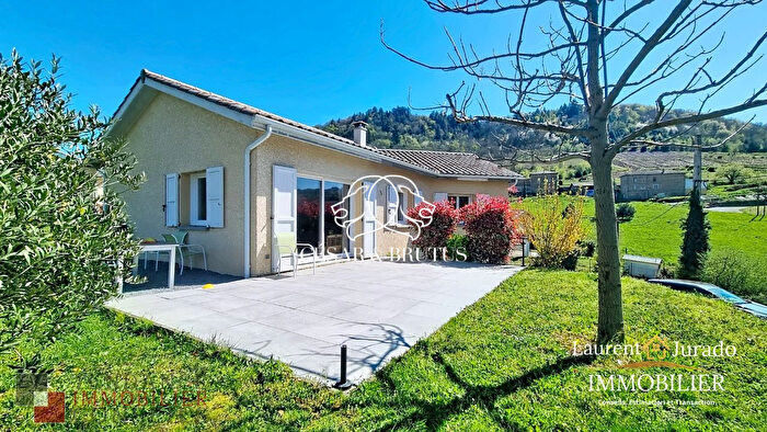 Maison 5 pièces à vendre à Vaux-en-Beaujolais
