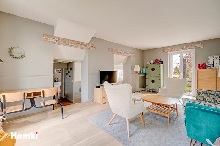 Maison à vendre - Poissy - 6 pièces - 5 chambres