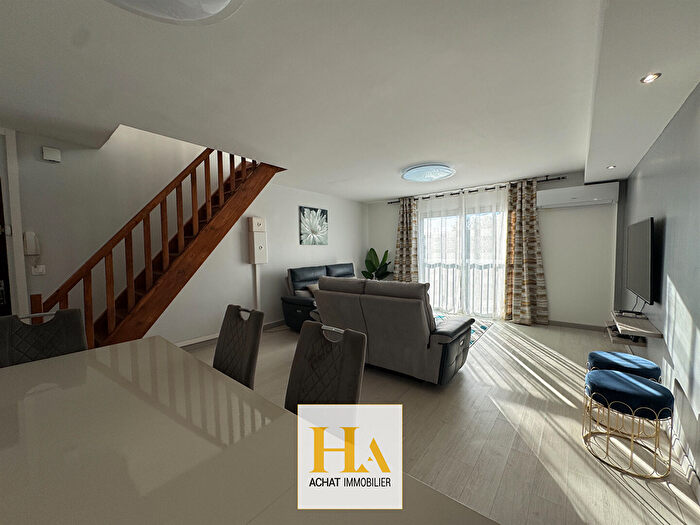 Appartement à vendre - Saint-Denis, Le Butor, Champ-Fleuri, Sainte-Clotilde - 5 pièces - 4 chambres