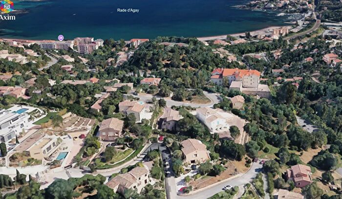 Maison à vendre - Saint-Raphaël, Agay - 8 pièces - 4 chambres