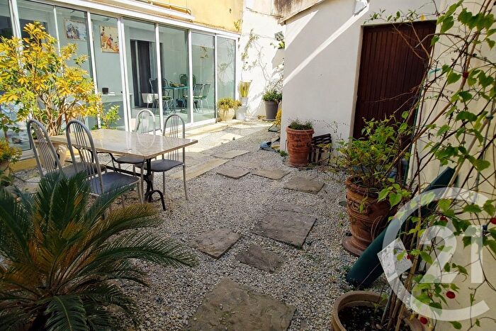 Maison à vendre - Nîmes, Jean Jaurès - 5 pièces - 3 chambres