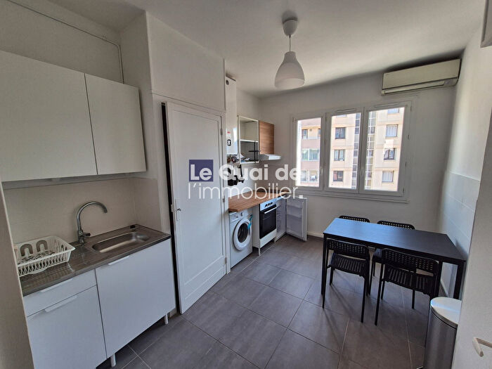 Appartement 1 pièce à louer à Grenoble, Eaux-Claires, Mistral