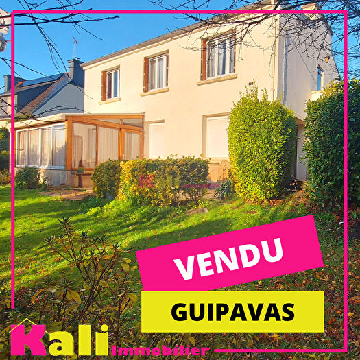 Maison à vendre - Guipavas, Centre-ville - 6 pièces - 4 chambres