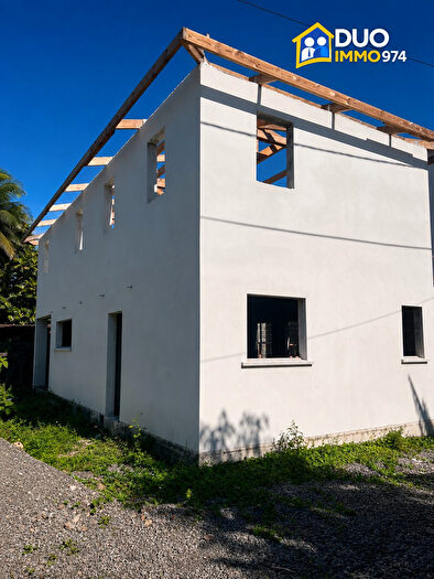 Maison 5 pièces à Saint-Pierre, Ravine des Cabris, à vendre