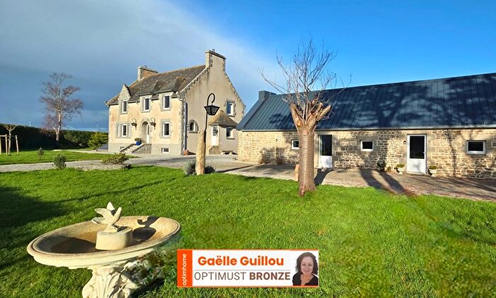 Maison à vendre - Cléder - 9 pièces - 5 chambres