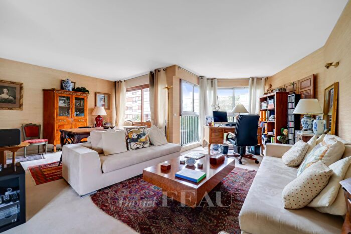 Appartement à vendre - Le Chesnay - 4 pièces - 3 chambres