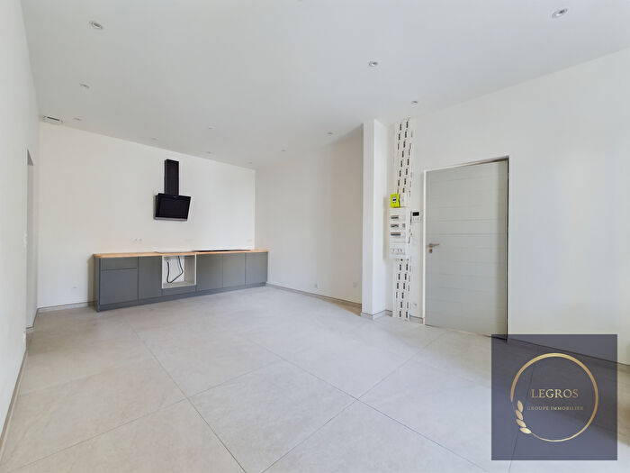 Appartement 2 pièces à Châteaurenard, Centre-ville, à vendre