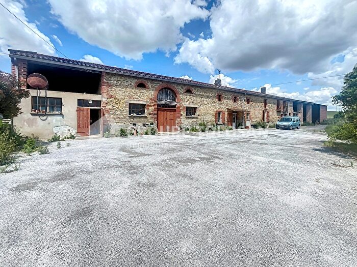 Maison à vendre - Caraman - 5 pièces - 3 chambres