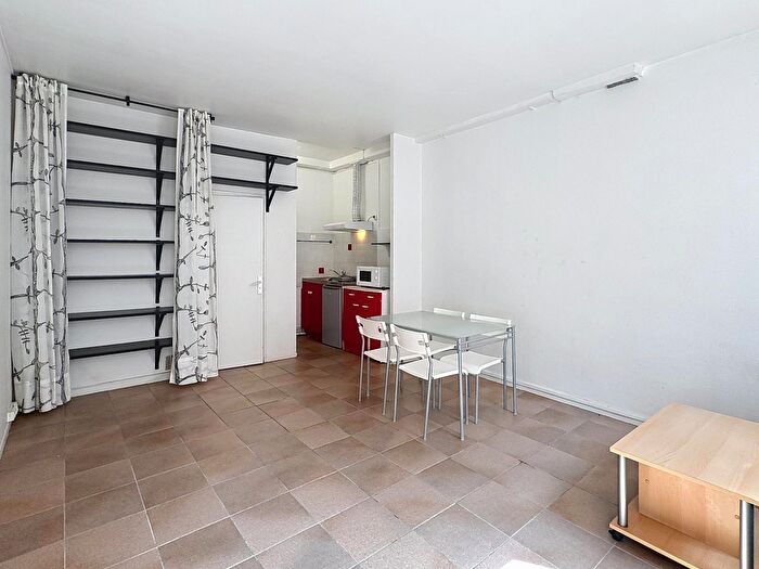 Appartement 1 pièce à louer - Toulouse, Busca, Jardin des plantes, Port Saint-Sauveur