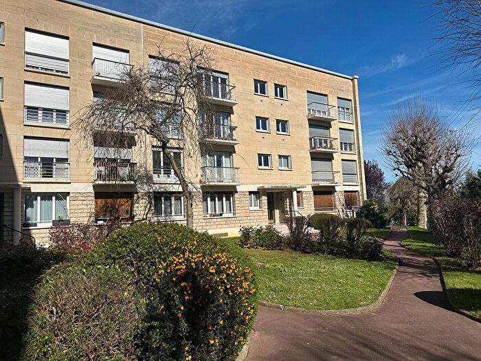 Appartement à louer - Gambetta, Chatou - 2 pièces - 1 chambre