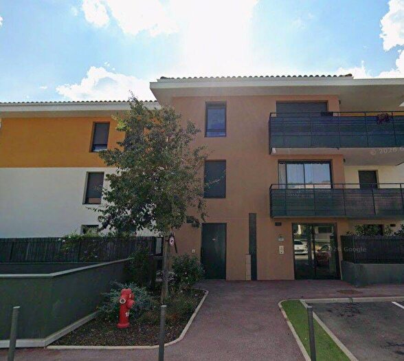 Appartement 2 pièces à louer à Les Cahides-L'Hubac-L'Hubac de Capus, Cuers