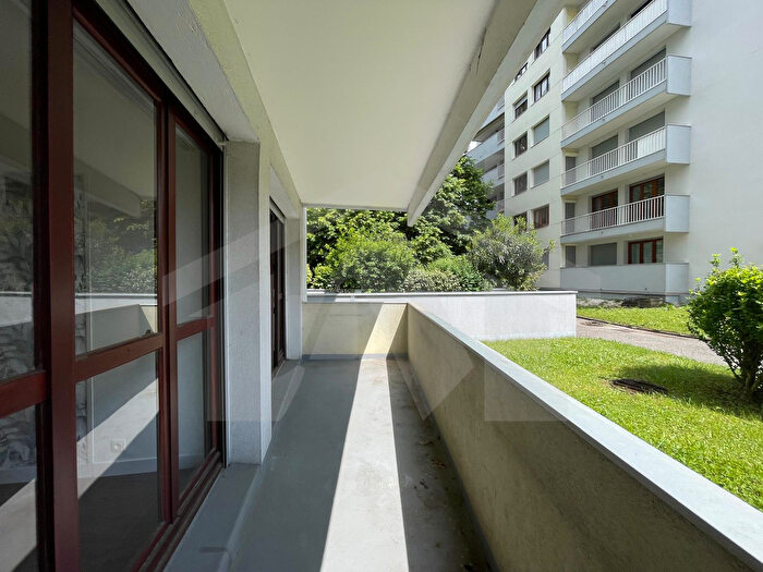 Appartement à vendre - Meylan, Ile dAmour - 3 pièces - 2 chambres