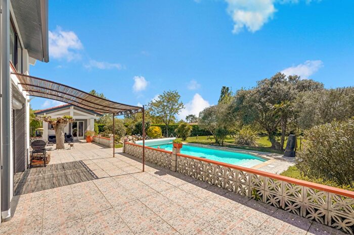 Maison à vendre - Bouloc - 5 pièces - 4 chambres