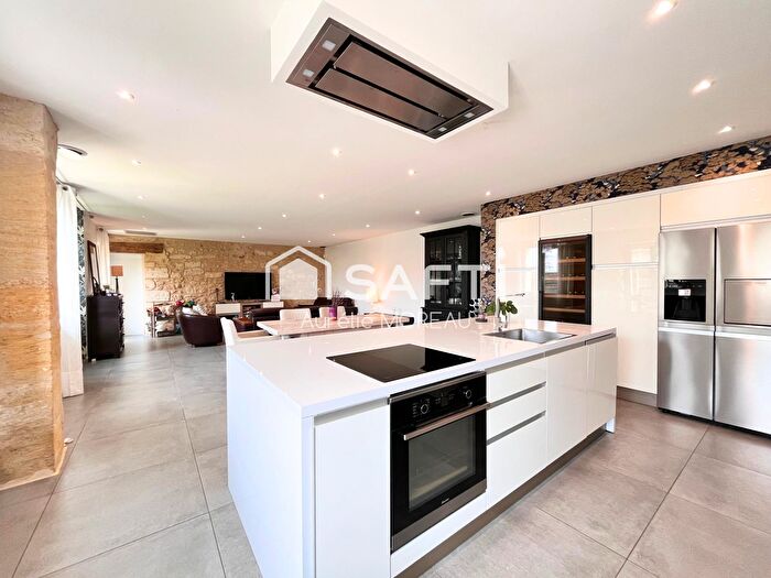 Maison à vendre - Ambarès-et-Lagrave, Bel-Air, Sabarèges - 6 pièces - 4 chambres