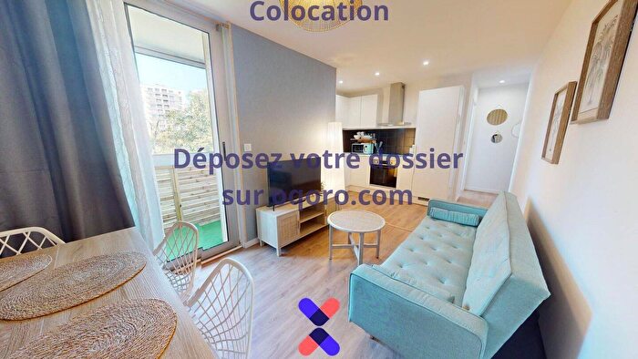 Appartement à louer - Moulin à Vent-Georges Lévy, Vénissieux - 5 pièces - 4 chambres